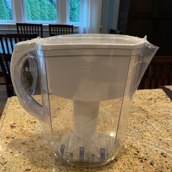 Brita | Kitchen | Brita Water Filtration System Pitcher Brand New ...